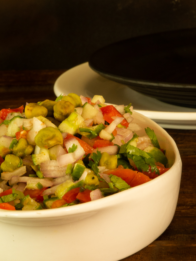 Fresh green channa chat / Hara channa chaat - Veenas Vegnation