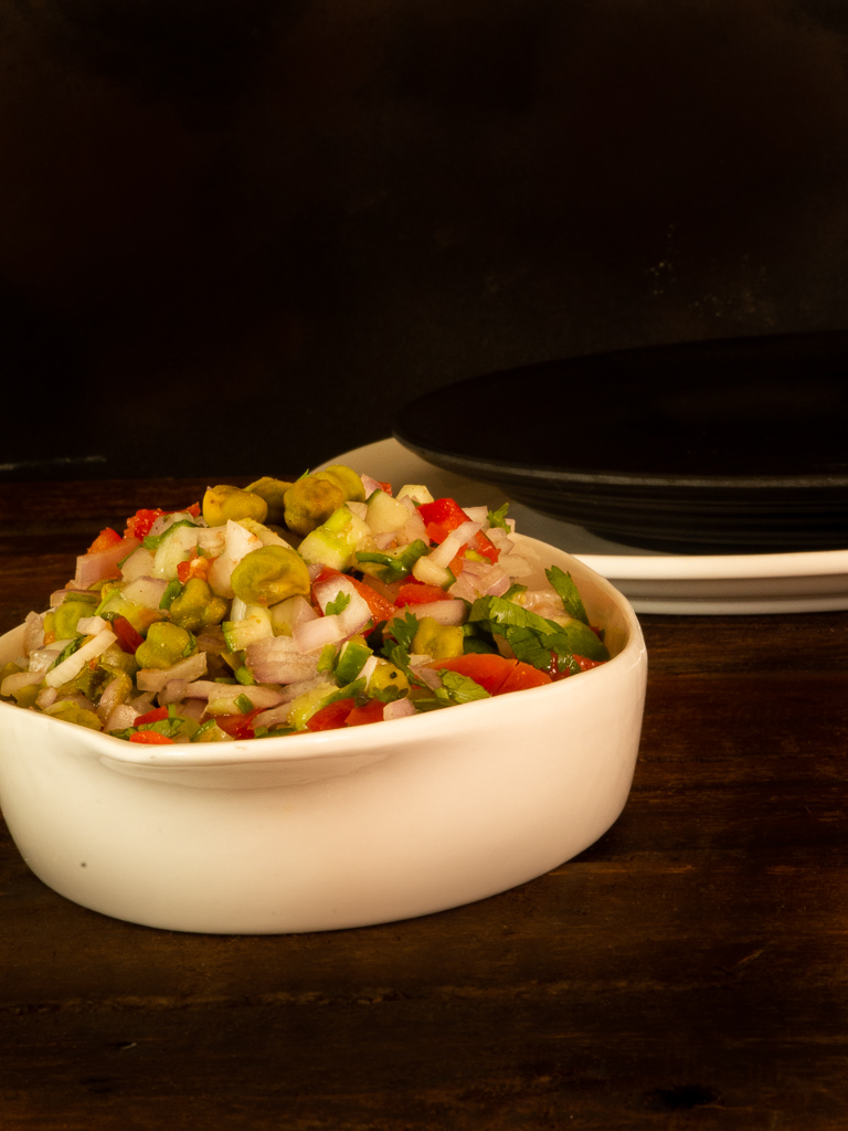 Fresh green channa chat / Hara channa chaat - Veenas Vegnation
