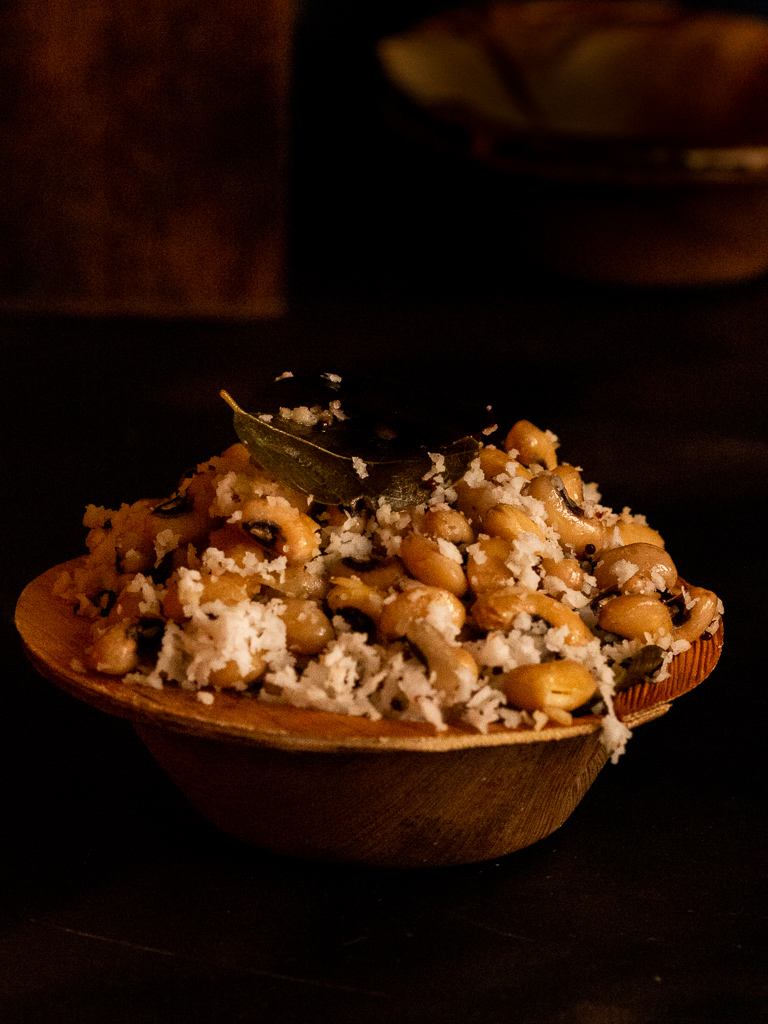 Instant Pot Karamani Sundal-Navaratri sundal recipes - Veenas Vegnation
