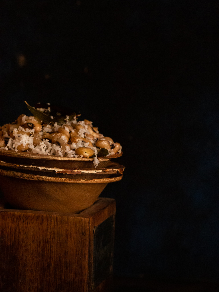 Instant Pot Karamani Sundal-Navaratri sundal recipes - Veenas Vegnation